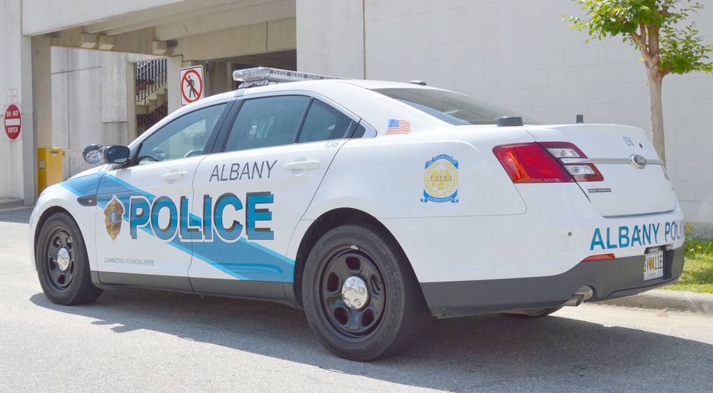 Albany police search for murder suspect; man arrested for raping his ...