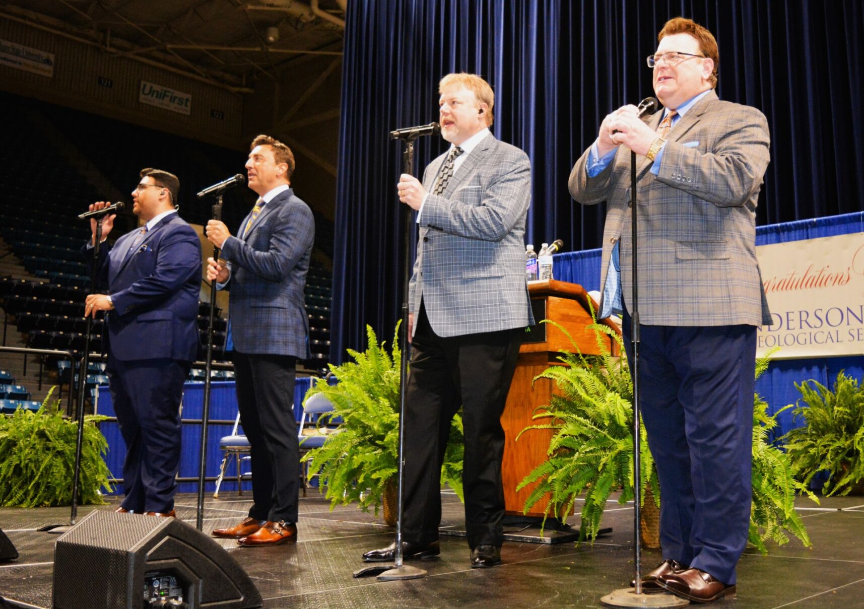 Andersonville Theological Seminary holds worldwide graduation in Albany ...
