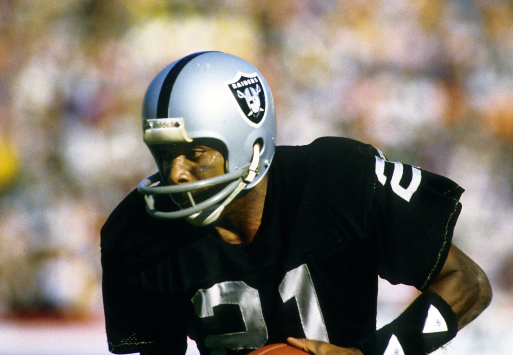 Raiders receiving legend Cliff Branch dies at 71 – Albany Herald
