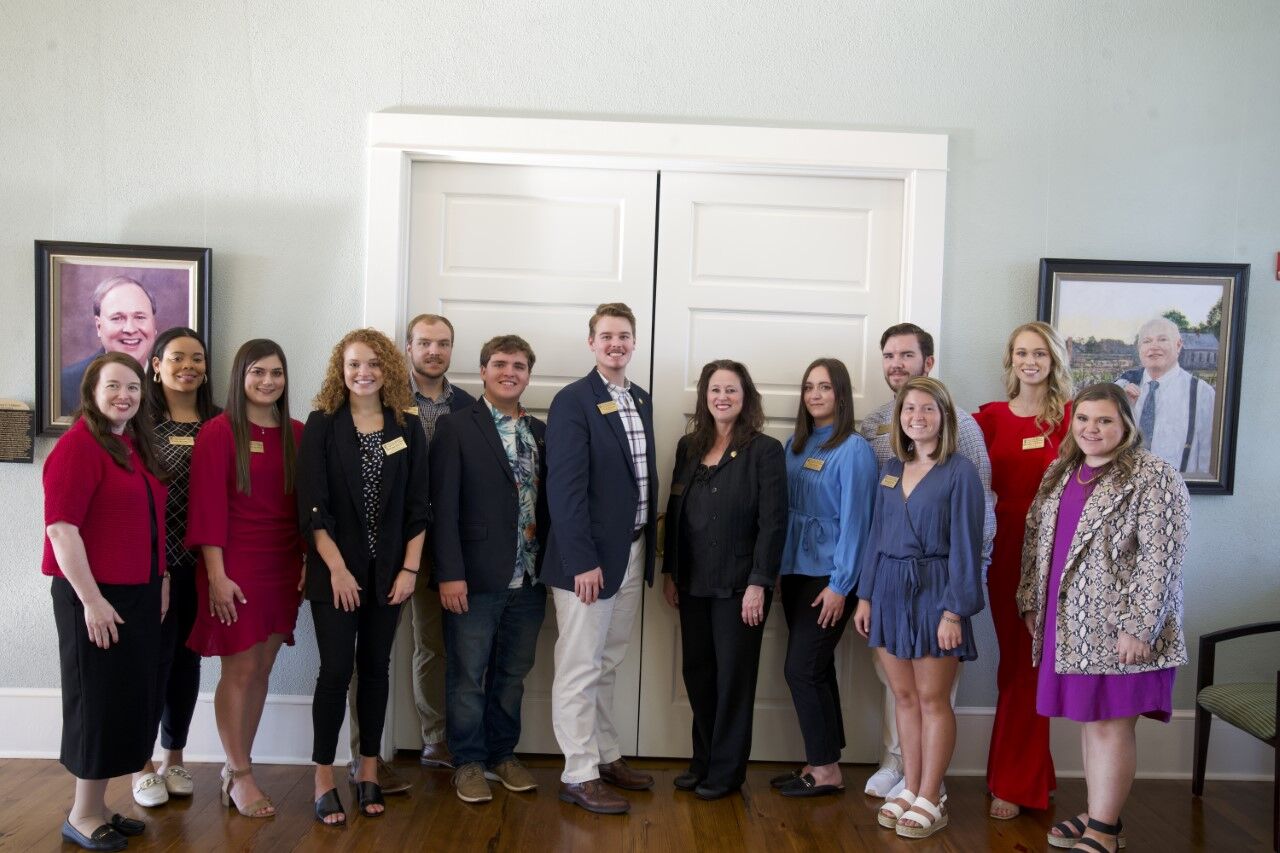 Abraham Baldwin Agricultural College president meets with student ...