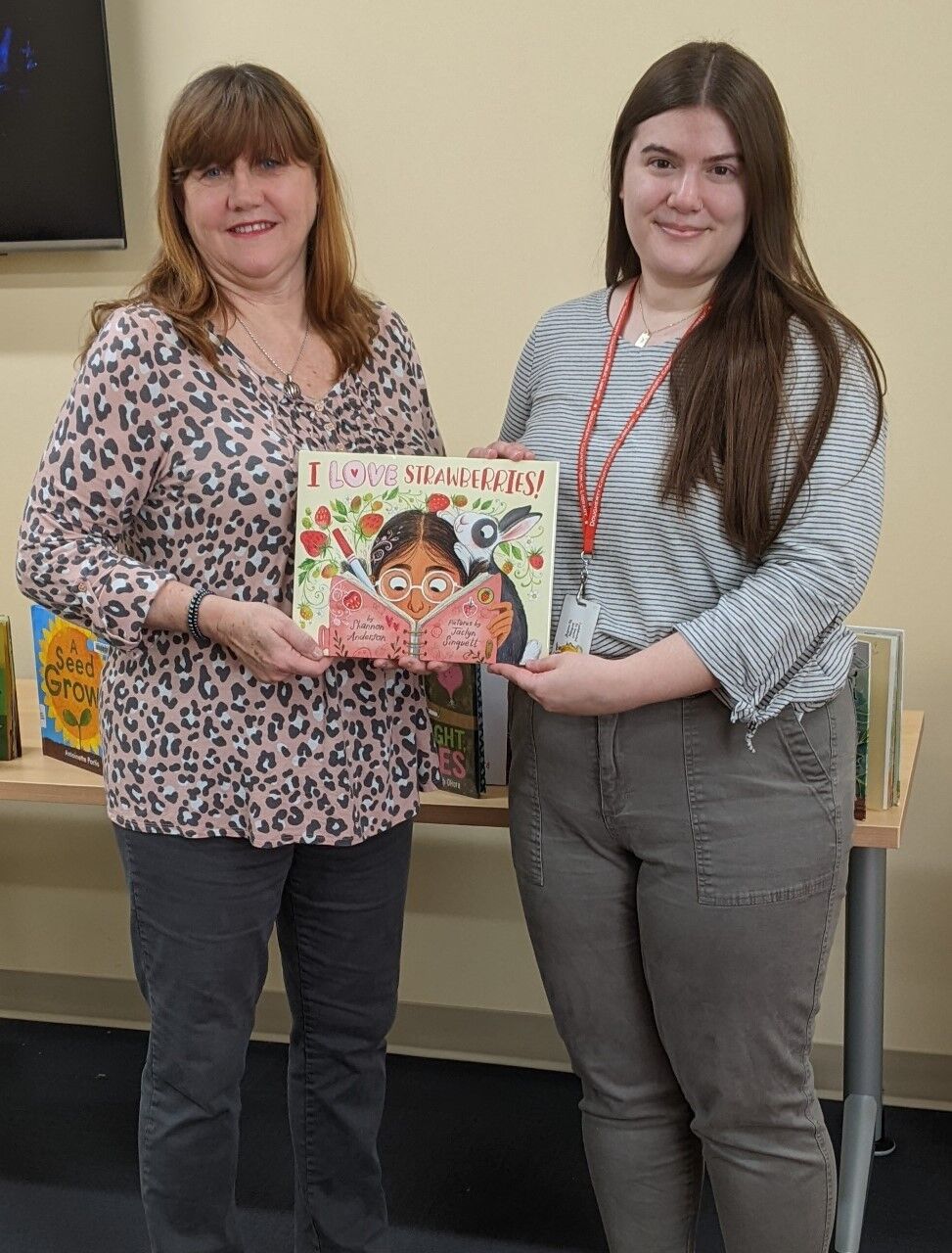 Georgia Ag Foundation, EMC donate books to Dougherty Library System ...