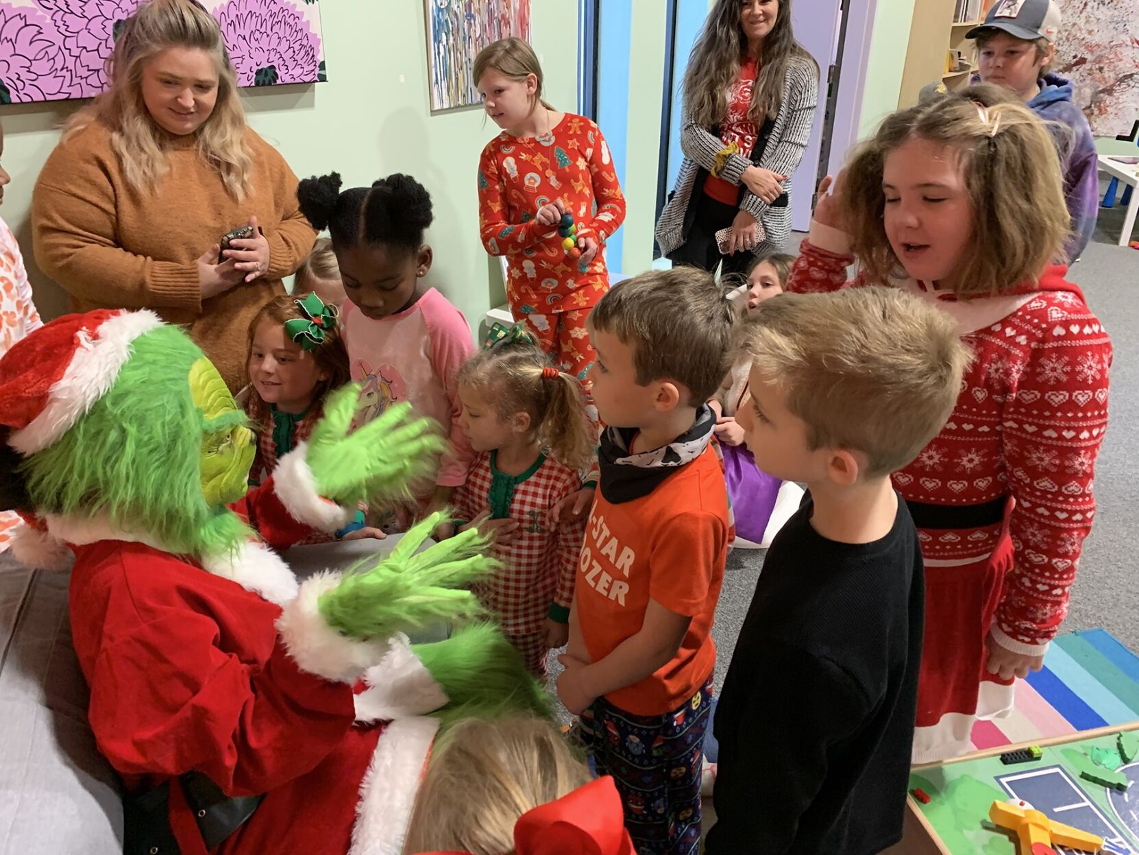 Yuletide celebration: Albany Museum of Art hosts 'Holidays in My PJs ...