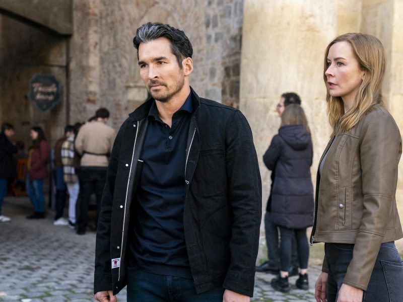 ‘FBI: International’: Jay Hayden Talks Working With Jesse Lee Soffer ...